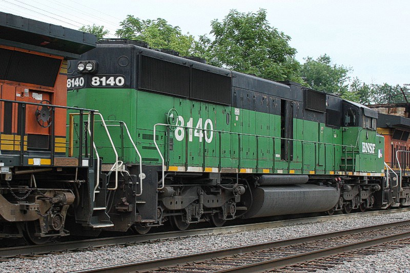BNSF 8140